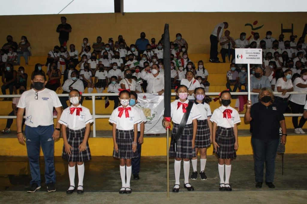 Muestra de civilidad y gallardía; umanenses celebramos 212 años de ...