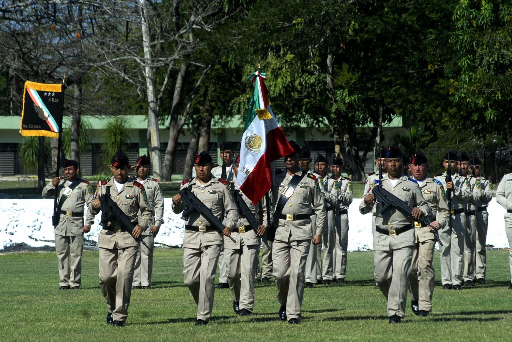 Continúa entrenamiento de jóvenes “encuadrados” del SMN en la Península ...